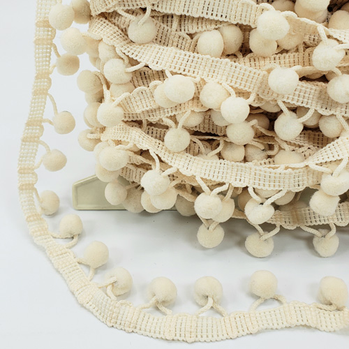 POM-114 Cream Pom Pom Trim, 1/2" - Sold by the Yard